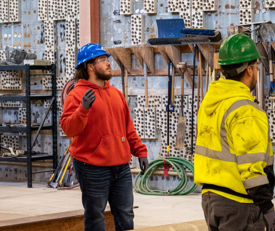 Building Futures: A Teacher's Guide to Promoting Civil Construction Careers